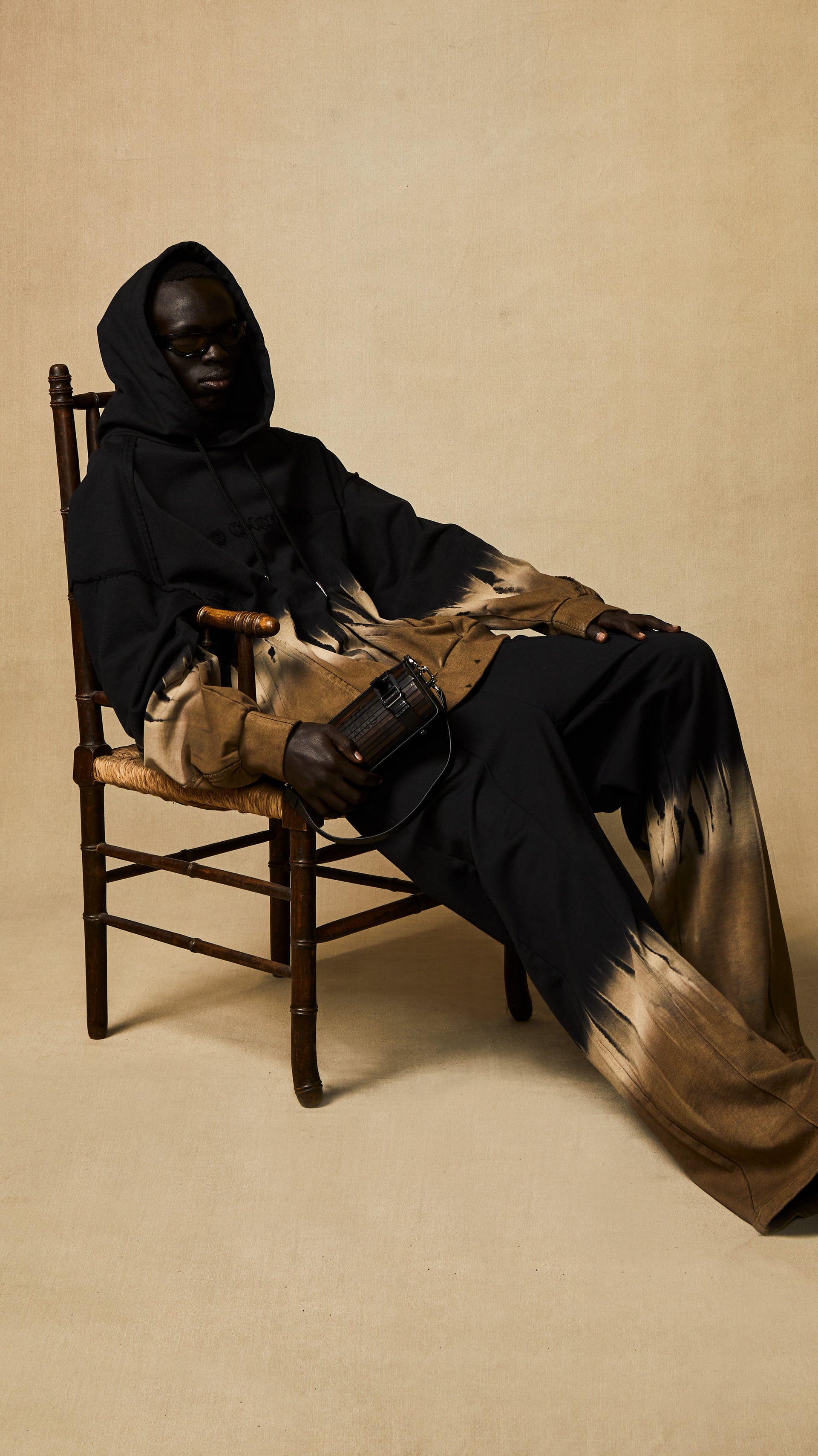 Autumn Winter 24 – Feng Chen Wang