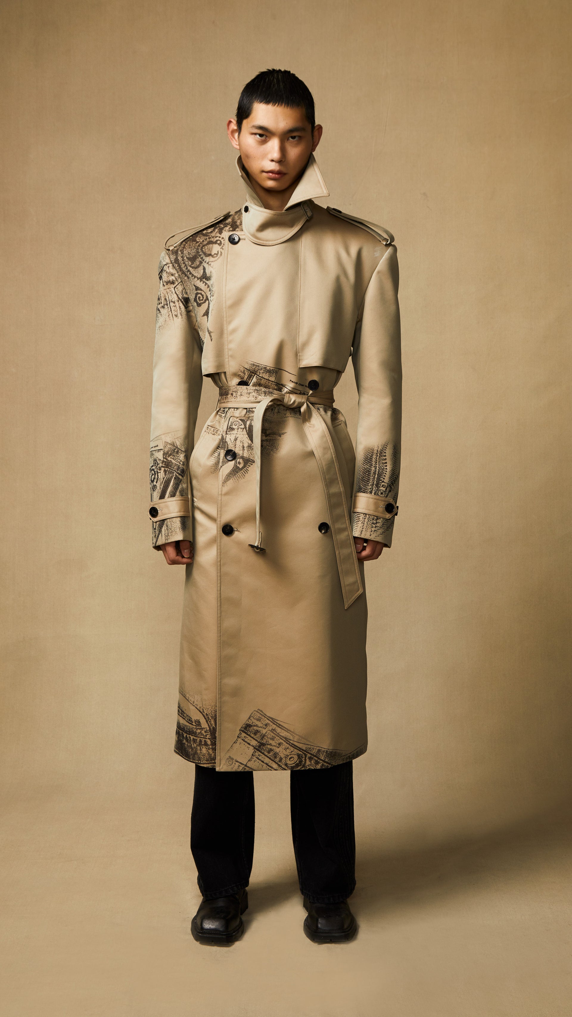Autumn Winter 24 – Feng Chen Wang