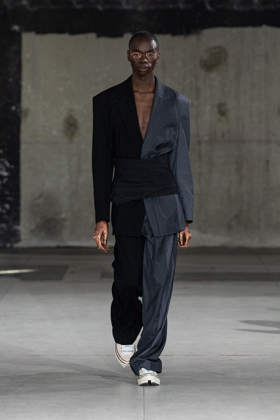 Autumn Winter 24 – Feng Chen Wang