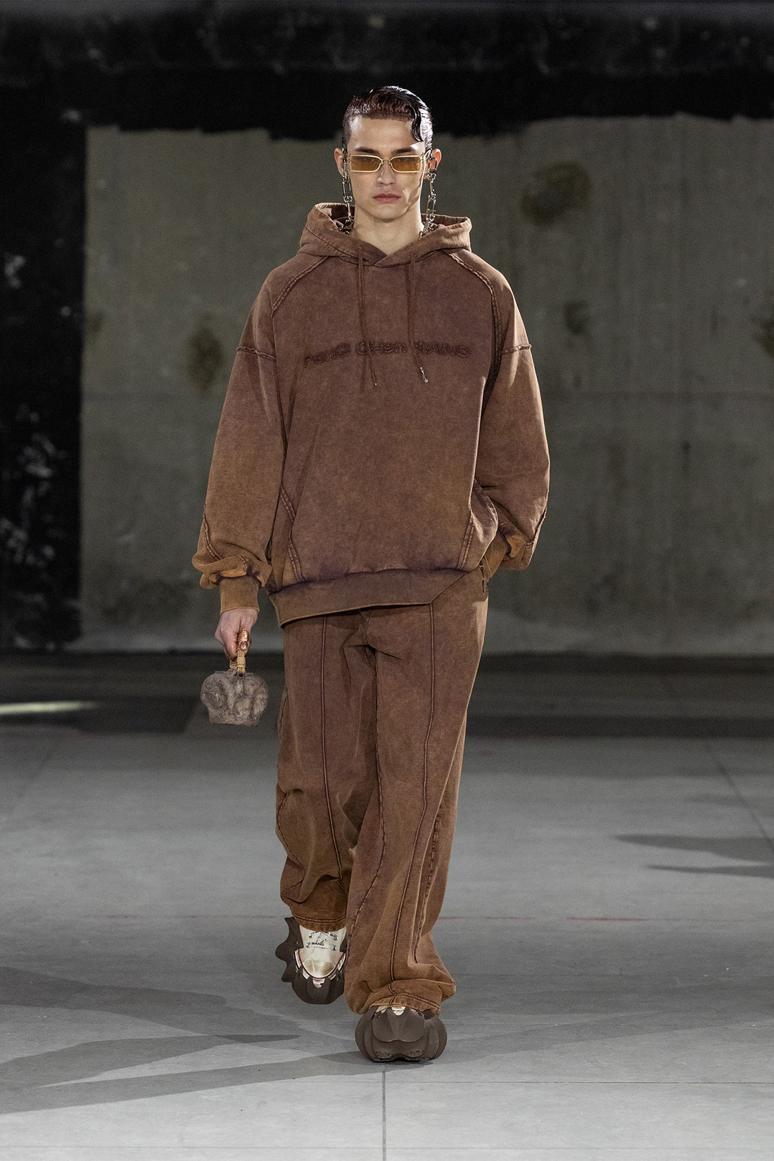 Autumn Winter 24 – Feng Chen Wang