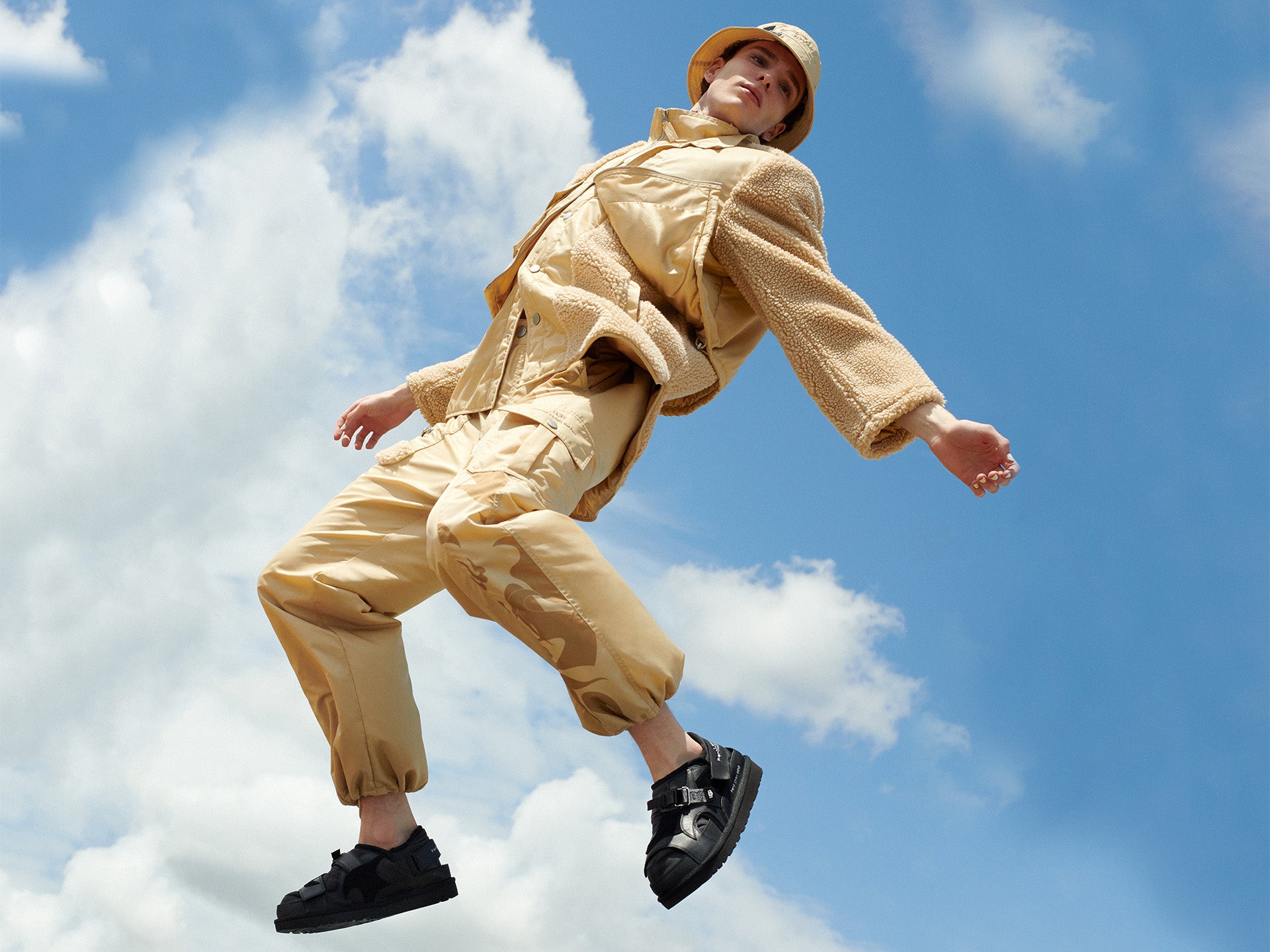 Ugg 2023 – Feng Chen Wang